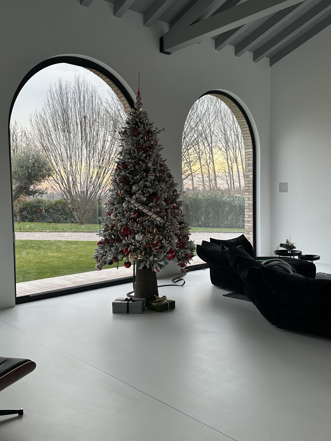 Gallery of Doors at Scale: Highlights from the Best Pivot Door Contest ...