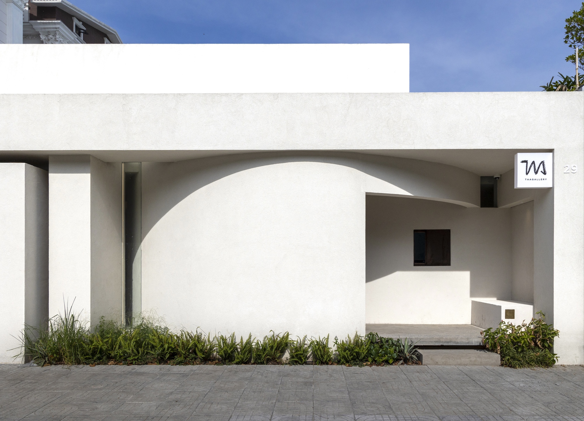 Gallery of TAA Gallery / TAA DESIGN - 6