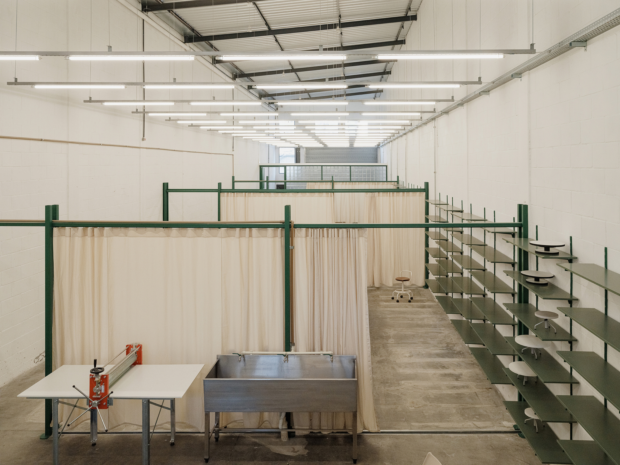 Gallery of The Ceramics Workshop / Pianca Arquitetura - 23