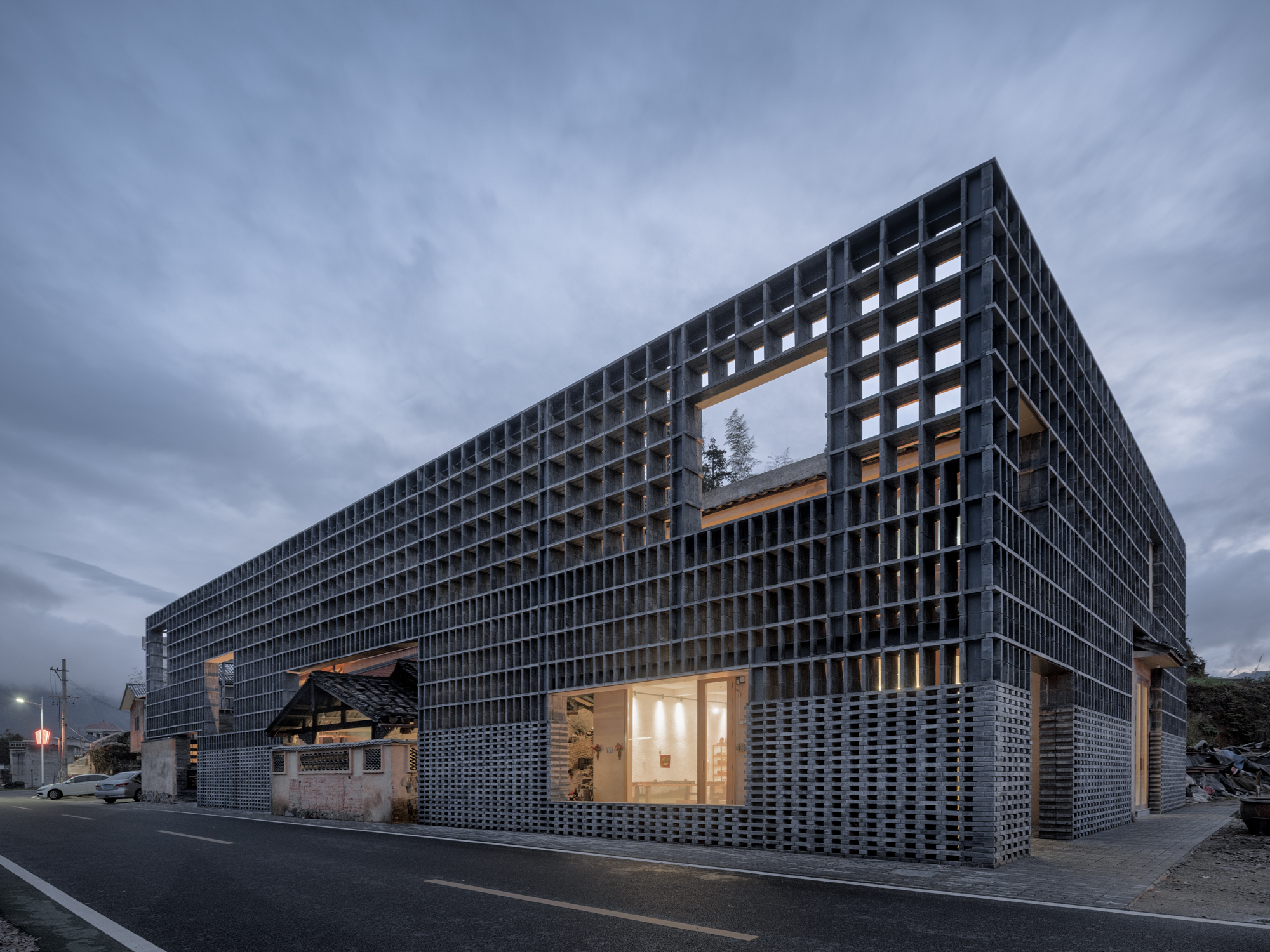 Gallery of Heritage “Ay” Kiln Adaptive Renewal / WUGE Studio + YFS - 2