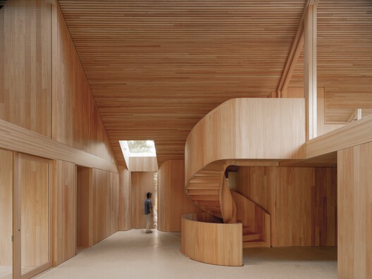 Office by Nature / Studio Massimo | ArchDaily