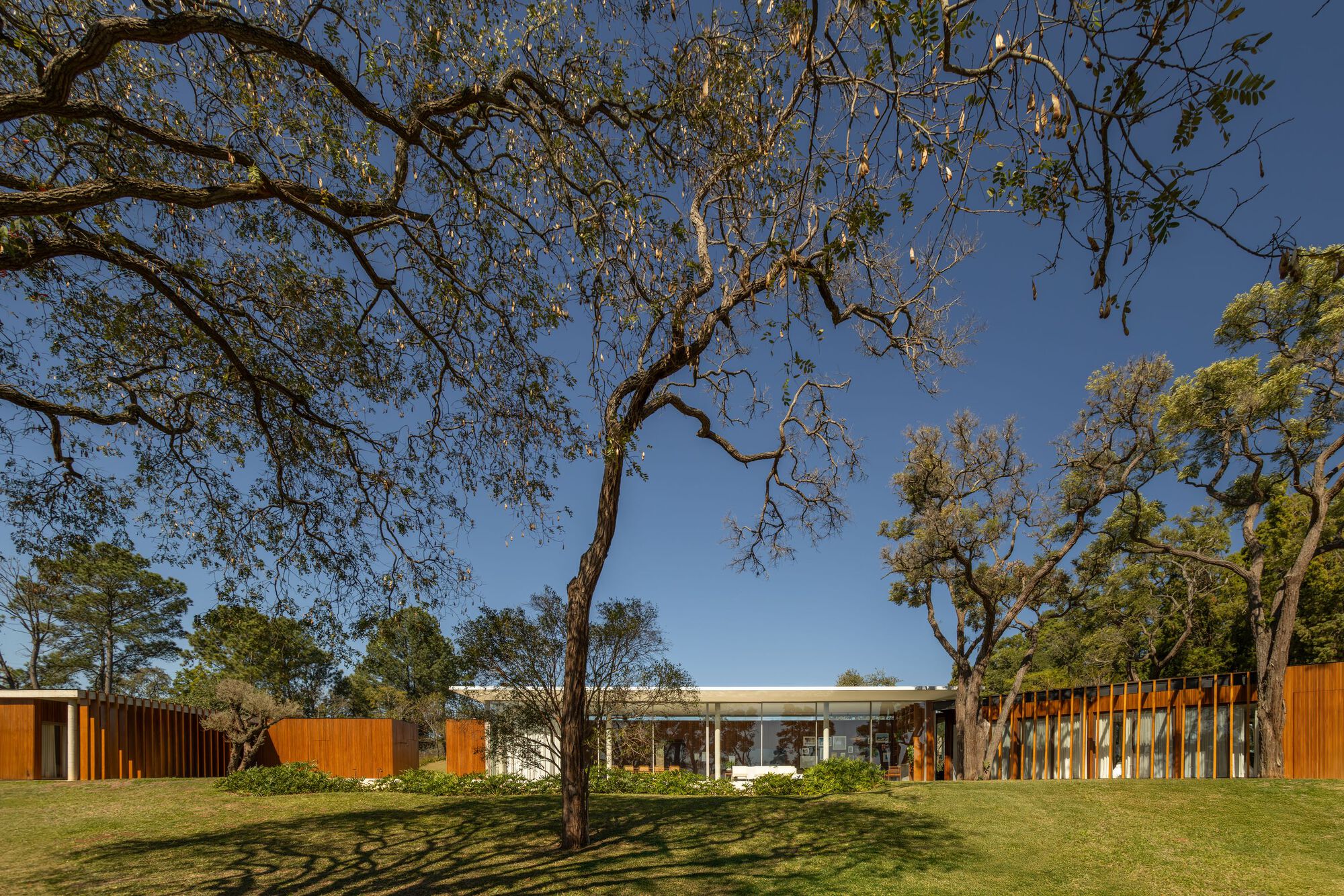 Gallery of GC House / Estúdio Naia - 2