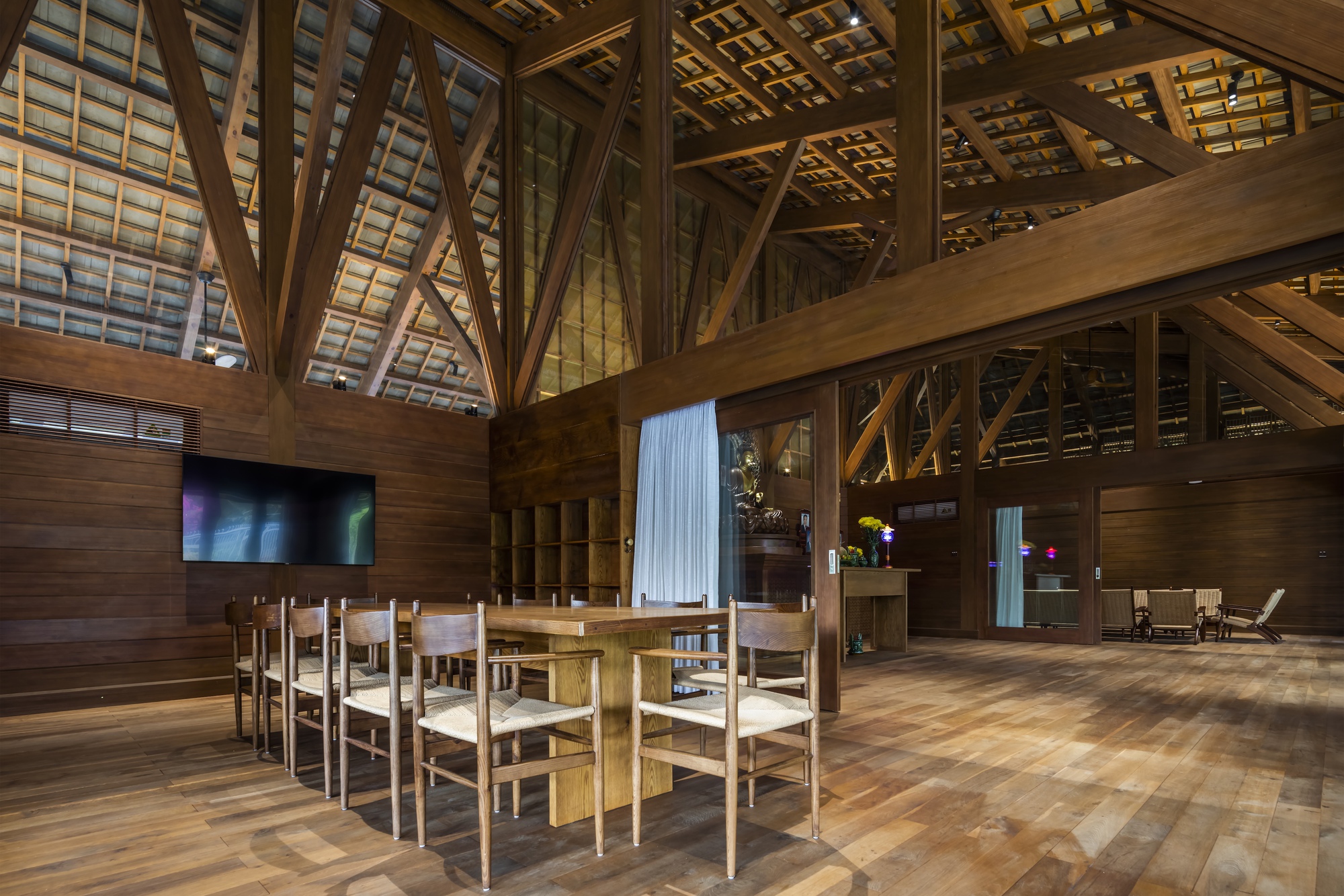 Galeria de Templo Budista Ben Tre e Salão Ancestral / VTN Architects ...