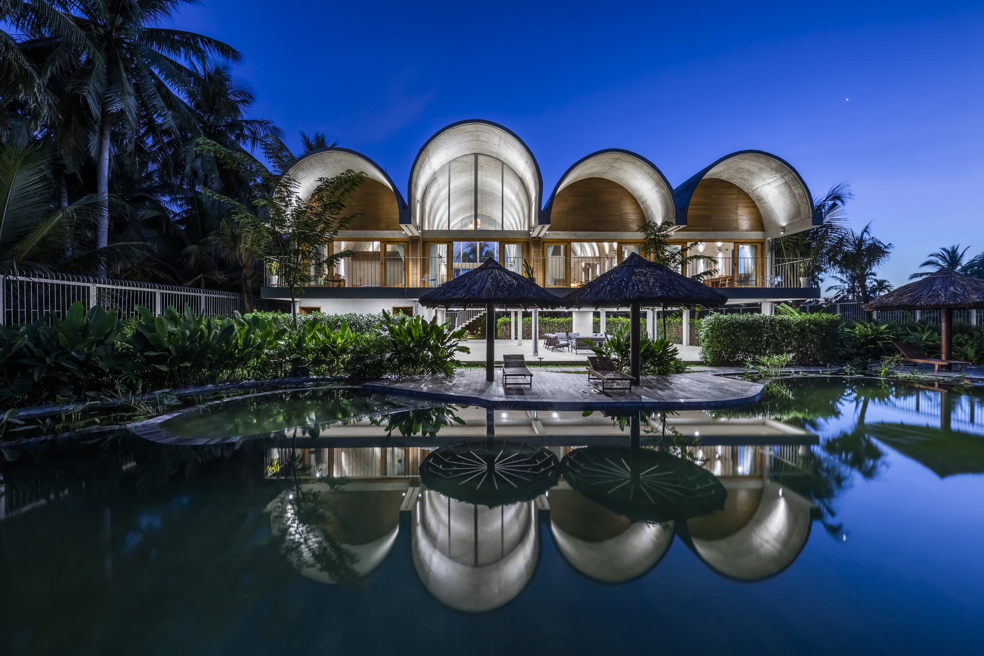 Gallery of Ben Tre Bungalow / VTN Architects (Vo Trong Nghia Architects ...