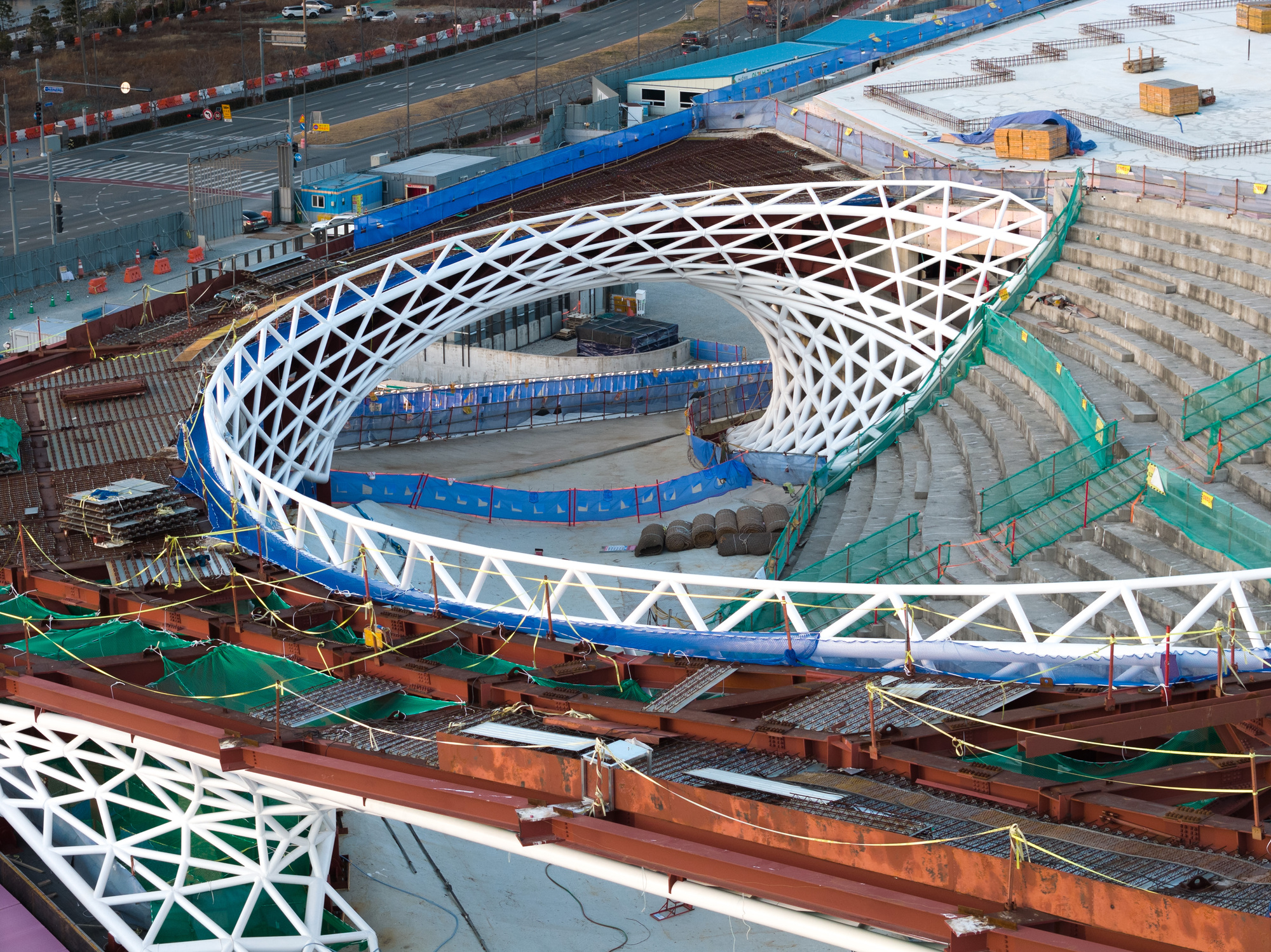 Gallery of Busan’s First Opera House by Snøhetta Nears Completion - 13
