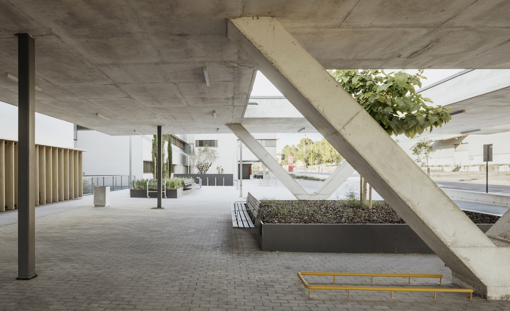 Gallery of New Ontinyent Hospital / Contell-Martínez Arquitectos ...