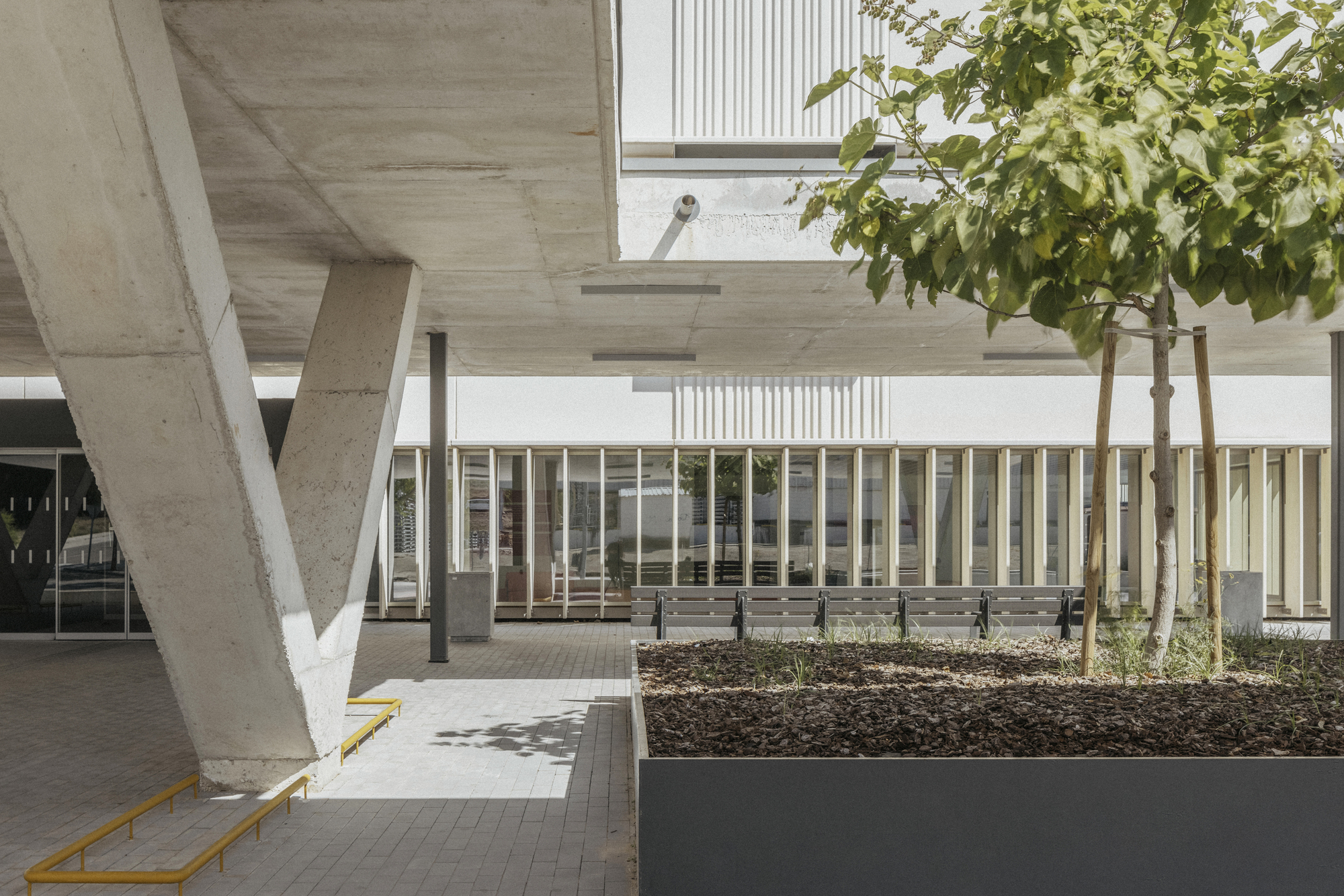 Gallery of New Ontinyent Hospital / Contell-Martínez Arquitectos ...