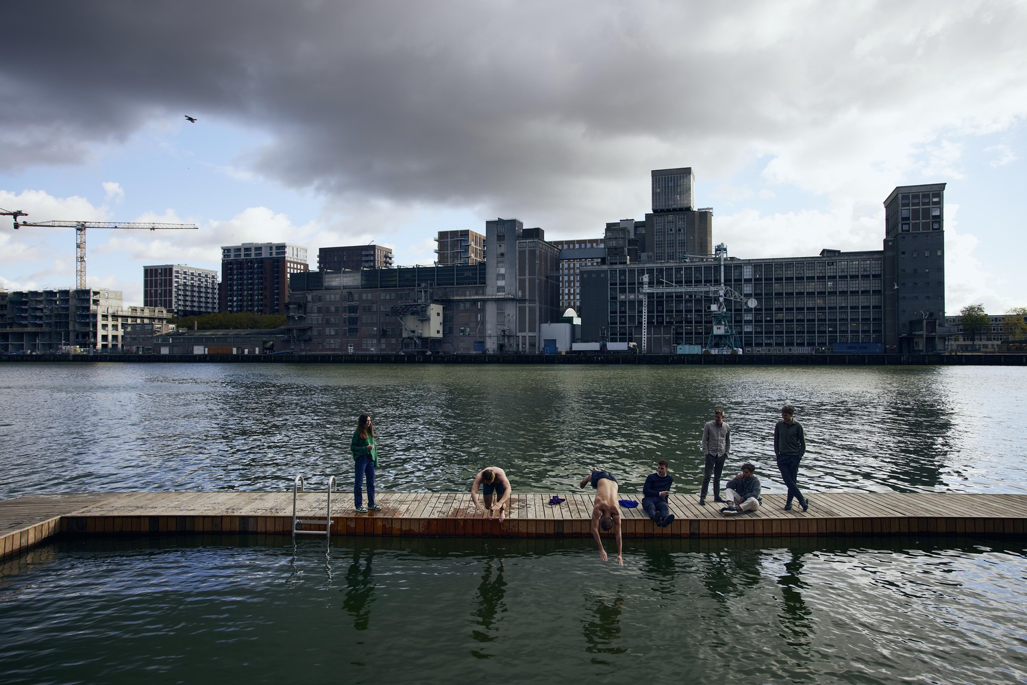 Gallery of Floating Office Rotterdam / Powerhouse Company - 28