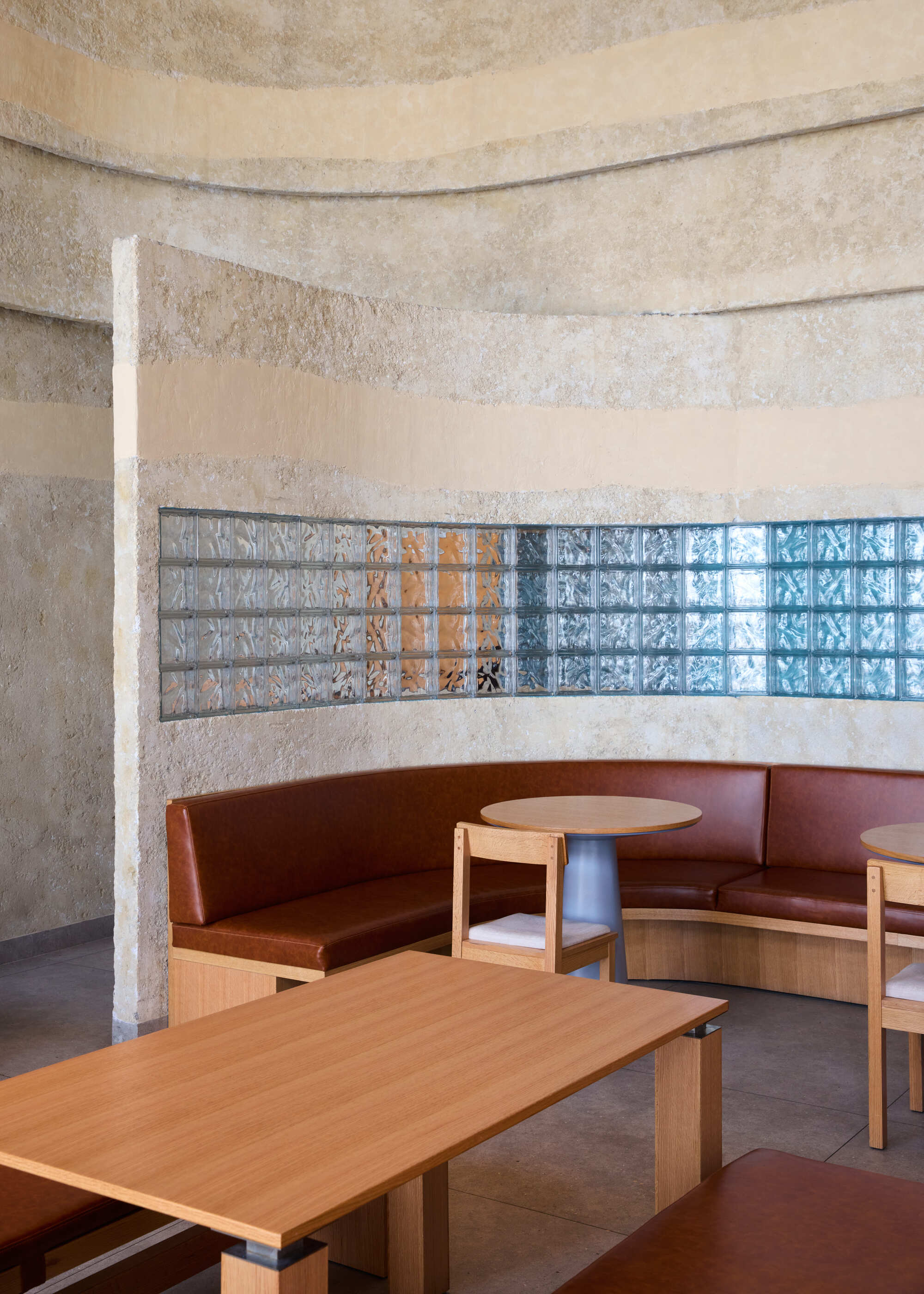 Gallery of Blu Pizzeria / Kidz Studio - 8