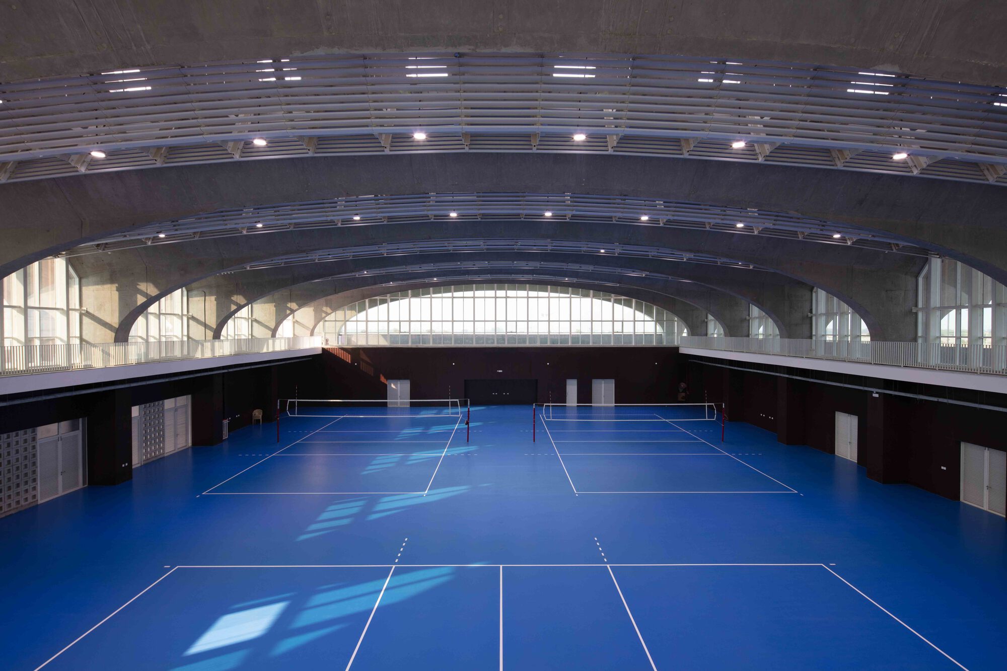Galeria de Complexo Esportivo e Cultural do IIT Hyderabad / IITH Campus ...