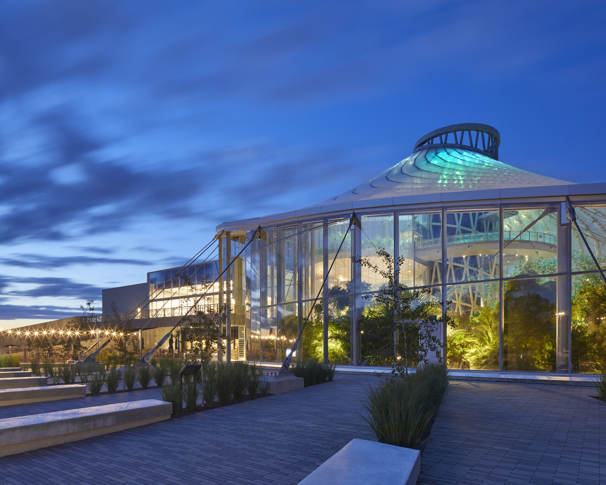 Gallery of The Leaf at Assiniboine Park / KPMB Architects ...