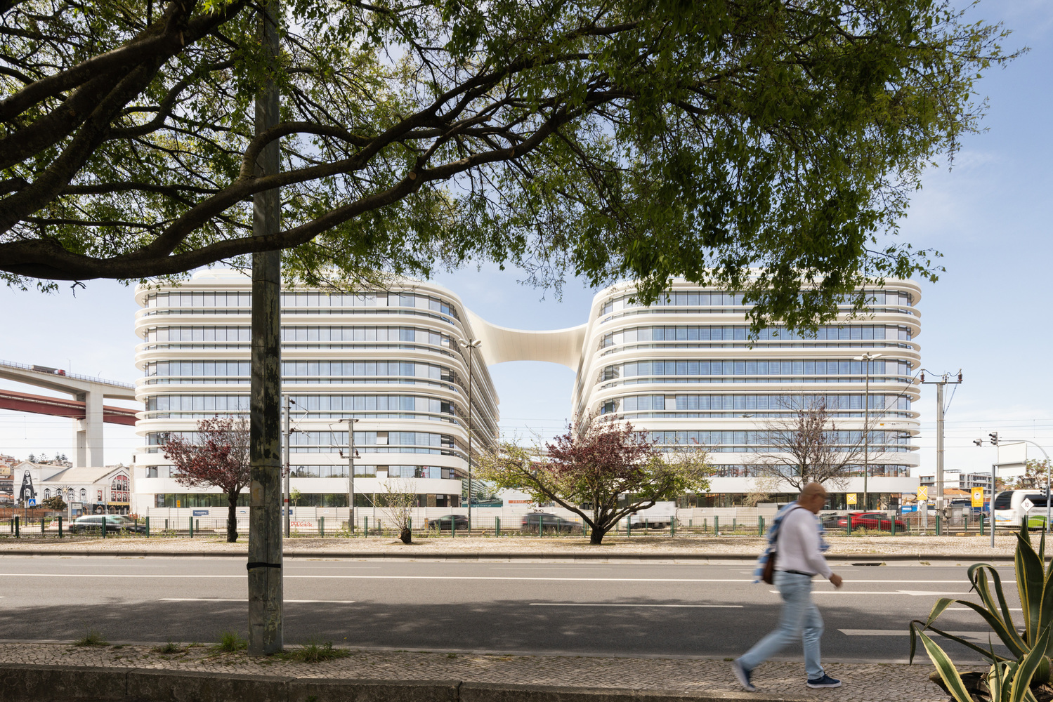 Galeria de Escritórios ALLO em Alcântara, Lisboa / Saraiva + Associados ...