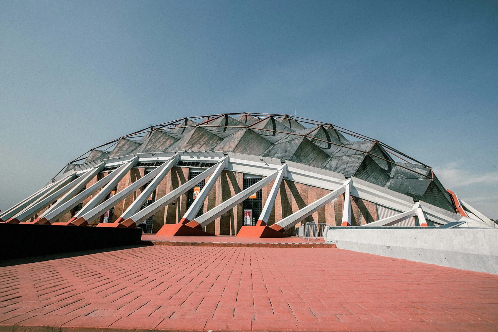 Gallery of Beyond the Shell: Félix Candela’s Palacio de los Deportes ...