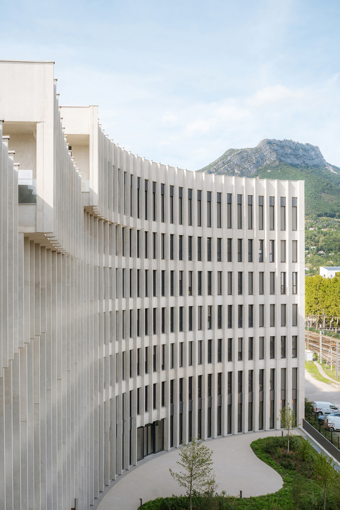 Galeria de Escritório Presqu‘île / Baumschlager Eberle Architekten - 1