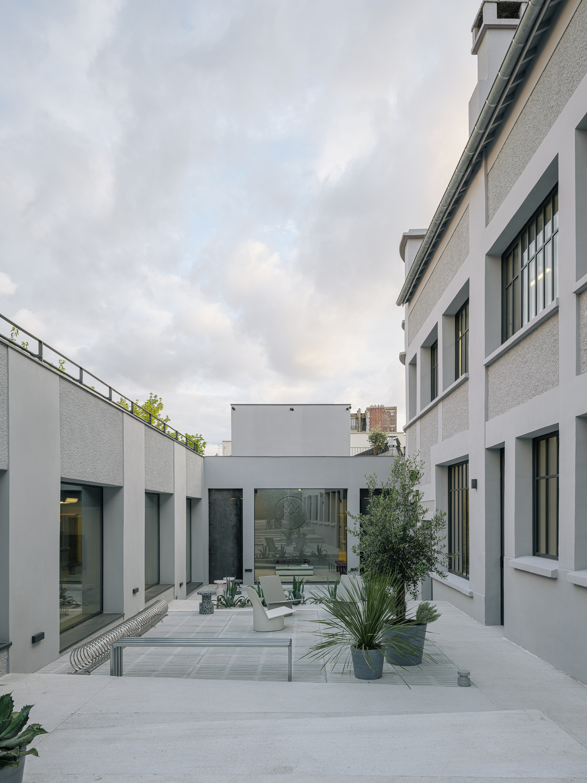 Gallery of Yard House / Exbrayat Enrico architectes - 5