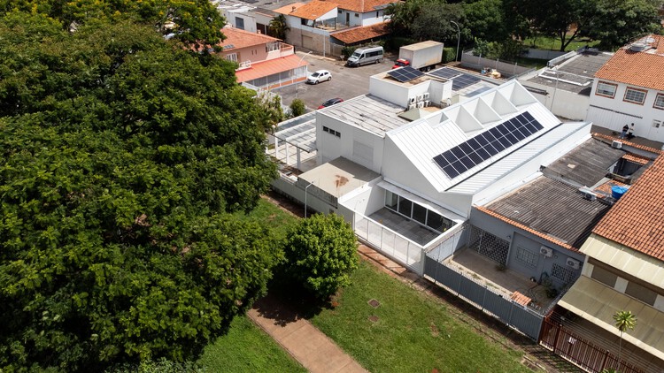 Casa 710 / BLOCO Arquitetos | ArchDaily Brasil