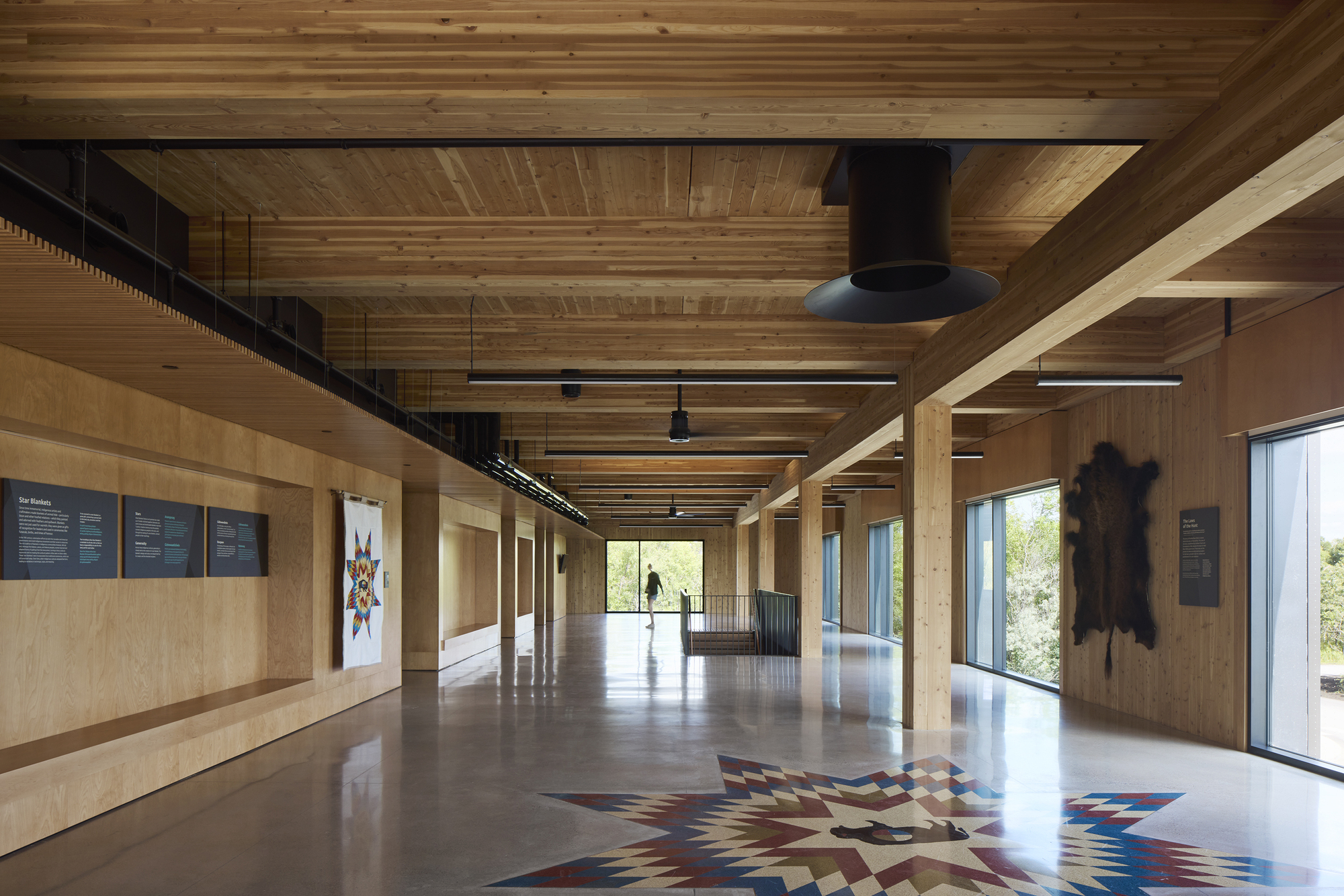 Gallery of Paul Albrechtsen Visitor Centre / Stantec Architecture - 2