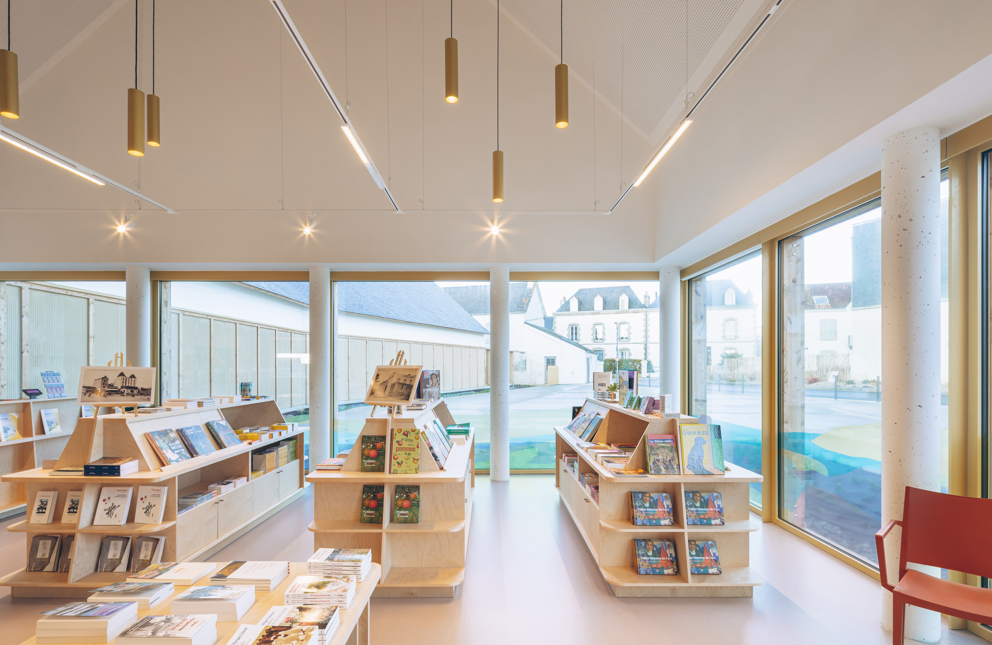 Gallery of “Gauguin, l’Atelier du Pouldu” Interpretation Centre / Modal ...