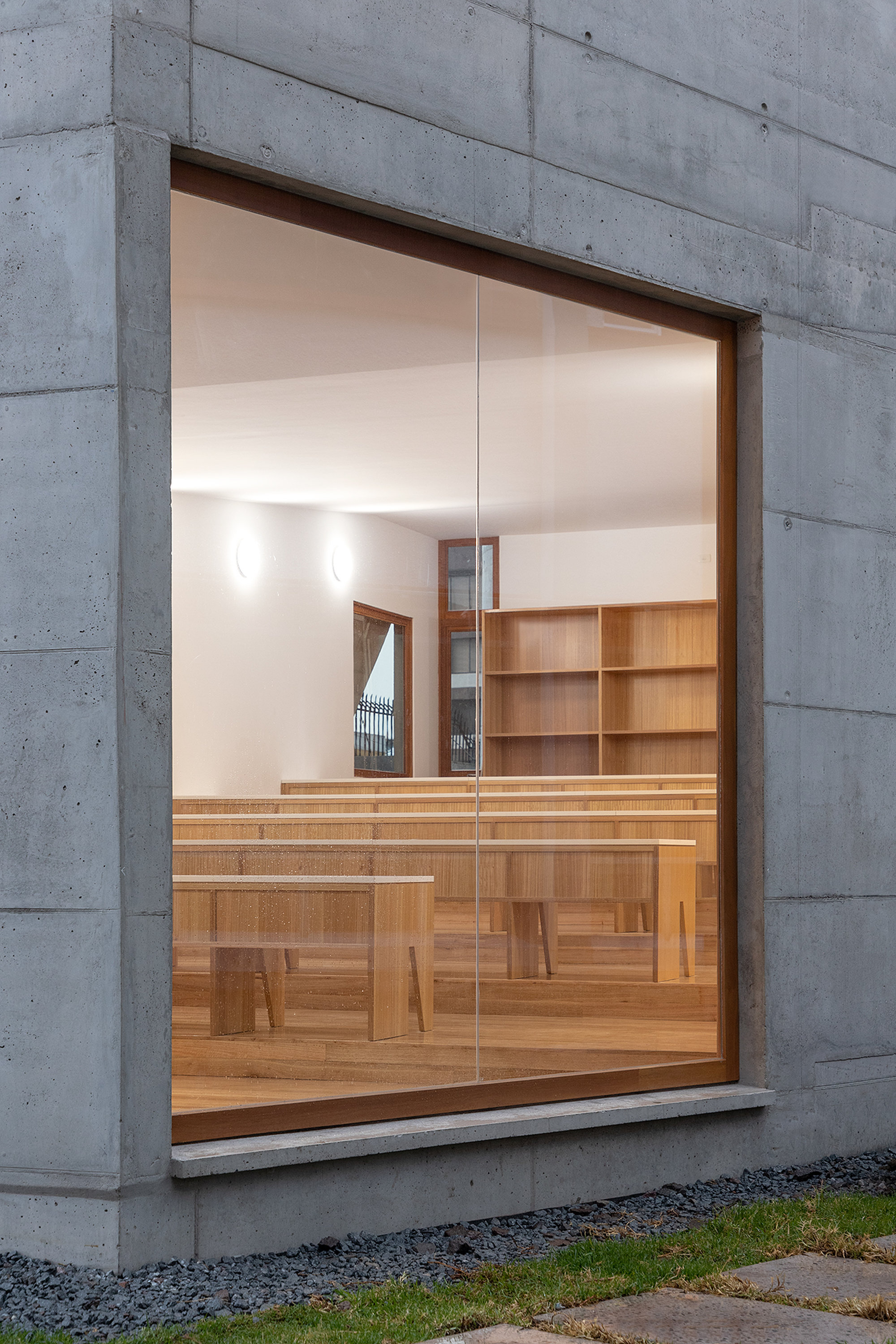画廊 艺术大楼 — Cardenal Spellman 教育单位 / STUDIO BLUR - 34