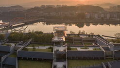 Commercial Architecture | ArchDaily